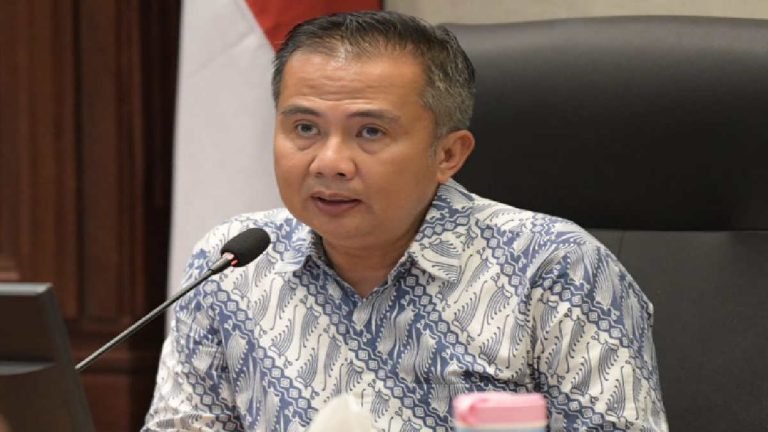 Bey Machmudin Dilantik Jadi Deputi Deputi Bidang Hubungan Kelembagaan ...